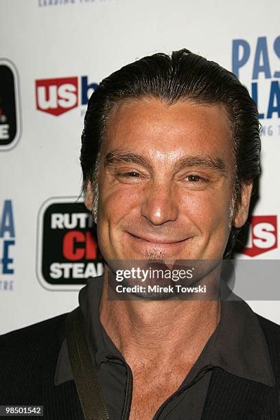 416 Photos Et Images Haute Résolution De Michael T Weiss Getty Images