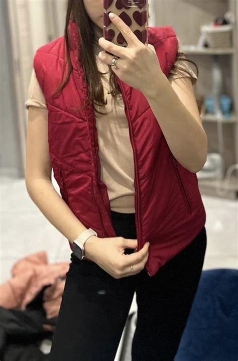 Безрукавка жилетка — ціна 100 грн у каталозі Жилетки Купити жіночі речі за доступною ціною на