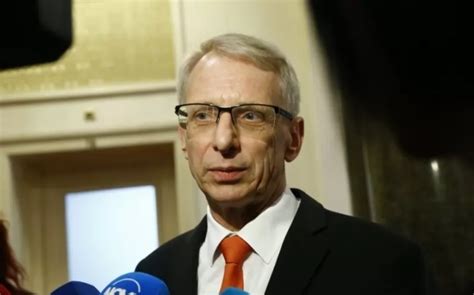 ГЕРБ СДС и ПП ДБ форсираха преговорите за кабинета