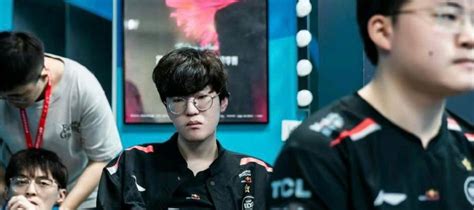 【英雄联盟】lol：edg队内语音曝光，uzi让杰杰开团，杰杰反怼uzi爱咋玩咋玩 3楼猫