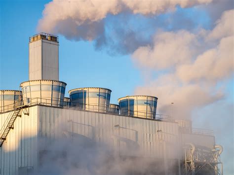 무료 이미지 구름 하늘 햇빛 아침 마천루 연기 반사 산업의 공장 푸른 전기 에너지 베를린 Panasoniclumixg3 올림푸스 1845mm