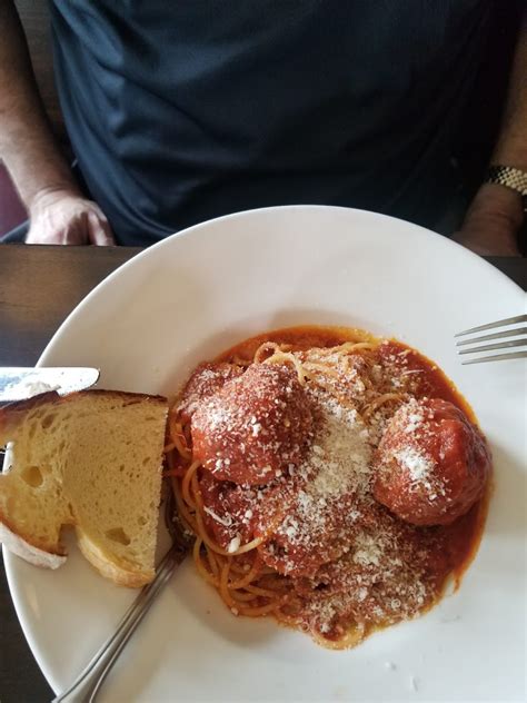 Louis Ristorante Bar Authentic Italian Cuisine In Saint Paul Mn