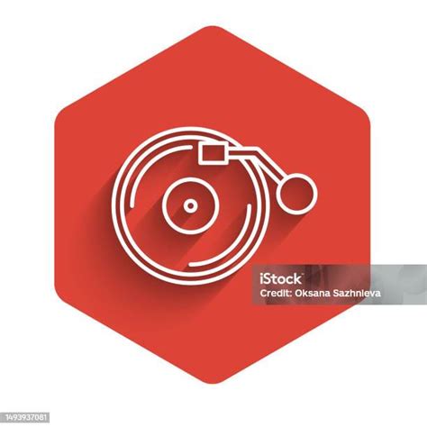 긴 그림자로 격리된 비닐 디스크 아이콘이 있는 흰색 선 비닐 플레이어 빨간색 육각형 버튼입니다 벡터 Dj에 대한 스톡 벡터 아트