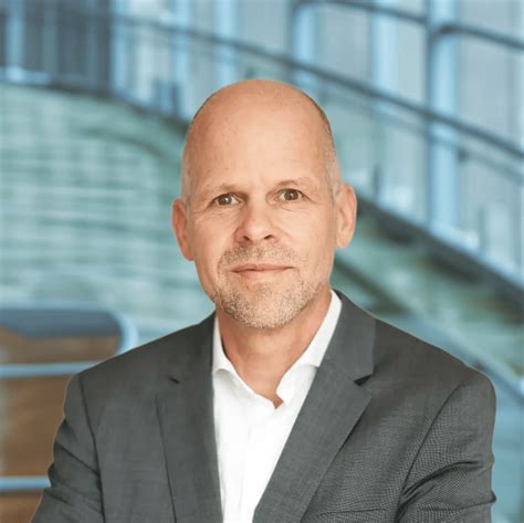 Dr Adrian Keppler Continuum Powders