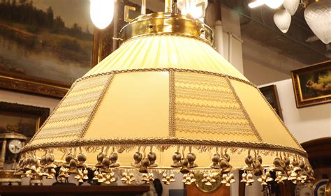 Старинная люстра с подъёмным механизмом на шесть светоточек