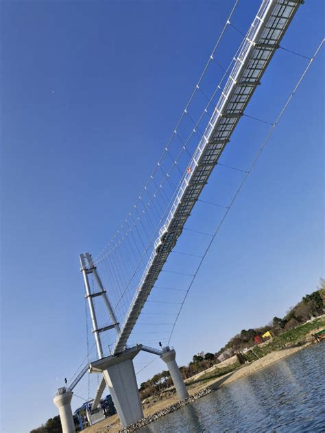 여주 남한강 출렁다리 정식 개통 앞두고 한번 더 임시 운영