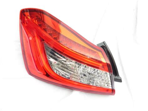 마세라티 기블리 브레이크 테일 램프이태리차 마세라티 중고 기블리 콰트로 포르테 Sq4 브레이크 테일 리어 헤드 라이트 램프 제동등 후미등 대루등 대로등 고장 수리