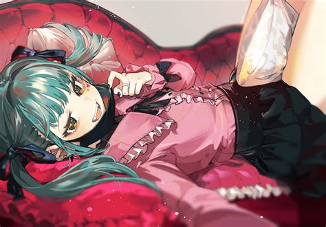 Vampire Miku [vocaloid] R Maskedmoe