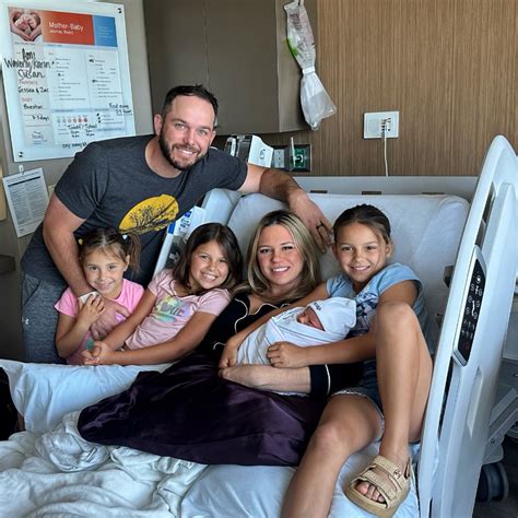 Angelina And Jaelynn Badertwins • Instagram Photos And Videos