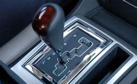 车辆没有钥匙怎么才能打着火 有驾