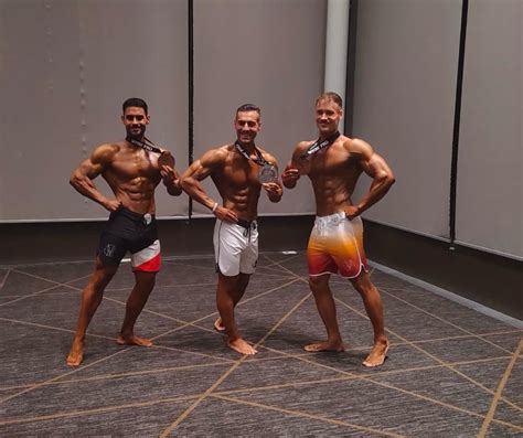 El Berciano Santi Prada Subcampe N Del Mundo De Culturismo Natural