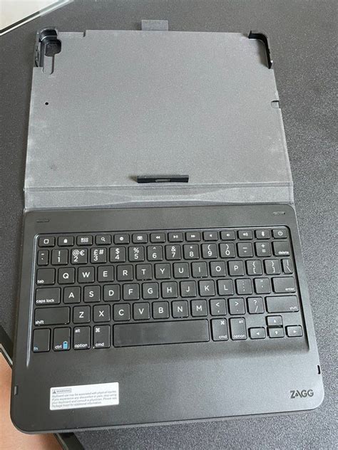 Zagg Wireless Keyboard Computers And Tech Parts And Accessories Computer Keyboard On Carousell