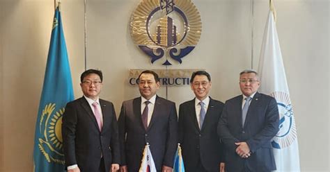 두산에너빌리티 1조원 규모 투르키스탄 화력발전소 계약 기념식 가져