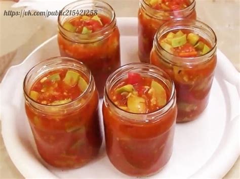 Соус закуска из кабачков и слив обладает оригинальным пикантным вкусом Его можно подавать как