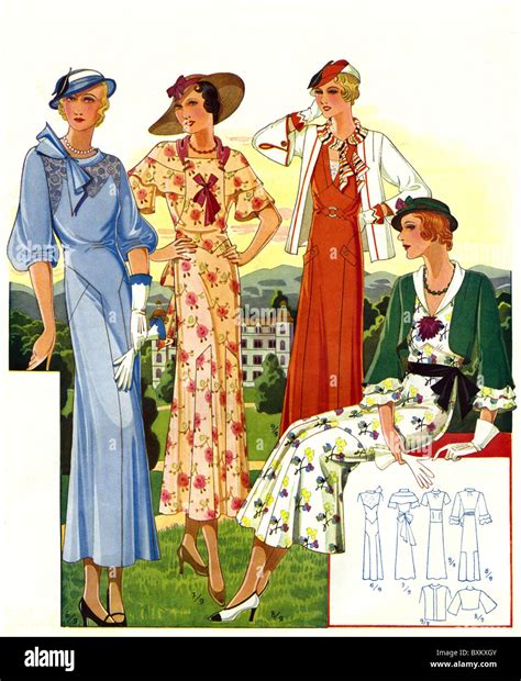 Fashion 1930s Ladies Fashion Elegant Fashion Mannequins Presenting