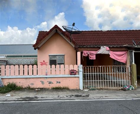 ขายทาวน์โฮมระยอง 1 ชั้น 28 ตร ว อัมพร เมืองระยอง Npa ธอส ตำบลมาบตาพุด เมืองระยอง ระยอง Nayoo