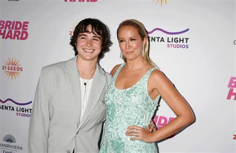 Anna Camp Defends Age Gap Romance