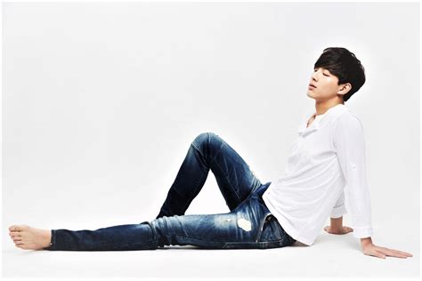 Ji Soos Feet