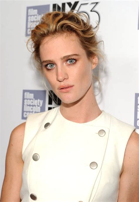 Mackenzie Davis Halt And Catch Fire