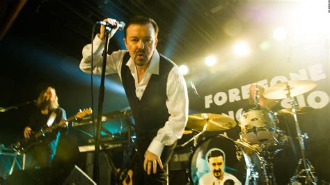 Ricky Gervais Revives The Office In Netflix Movie Cnn