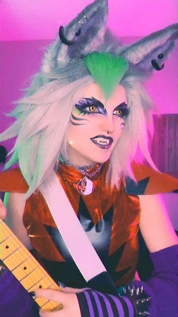 Roxanne Wolf Cosplay Ideas
