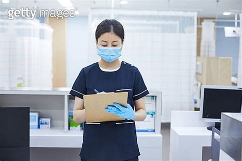 코로나바이러스 바이러스 코로나19 코로나바이러스 방호복 방호용품 병원 의료시설 병동근무원 의료직 의사 간호사 의사 의료직 한국인 희망