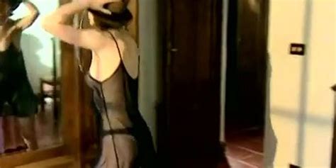 Victoria Di Stefano Sexy Scene In Rapporti Impropri