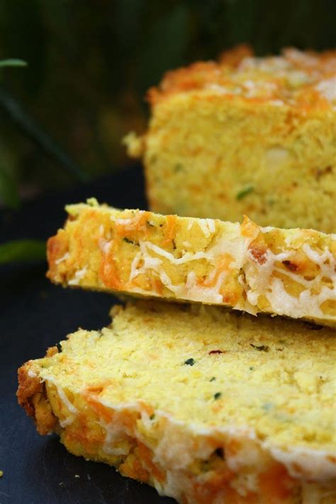 Zucchini Green Chilli Cornbread Lekker Eten Eten En Drinken Gezonde Recepten