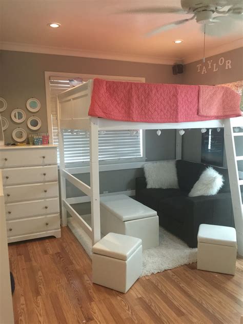Full Sized Loft Bed With Seating Area Chambres De Rêve Deco Chambre