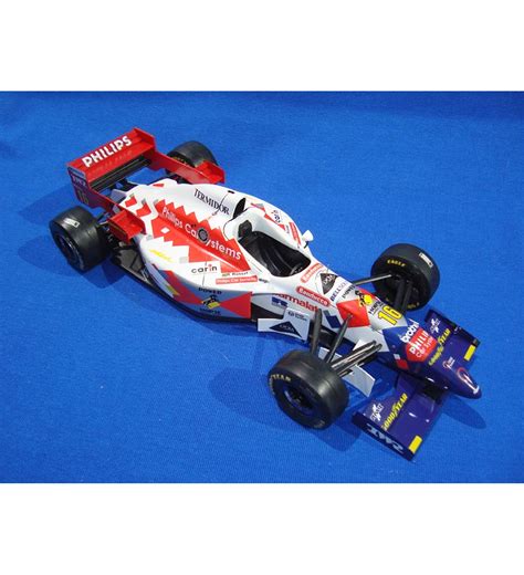 1 20 F1 Resin Kit Footwork Fa17 Early Version