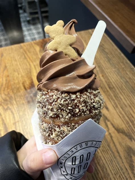 체코 체스키크롬로프 프라하 여행 뜨르들로 굴뚝빵 나세마소 정육점 햄버거 네이버 블로그