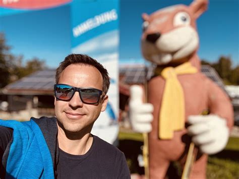 Work Life Social Mind Body Celebrate Mentalhealth Longevity Viewbalance Weekendpost