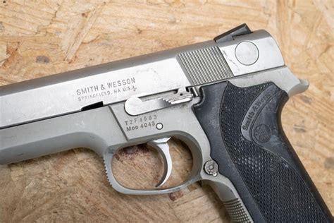Smith And Wesson 4043 40 Sandw Police Trade In Pistols Fair Condition