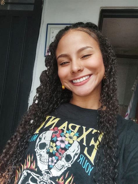 Rate My Smile 😁 R Faces