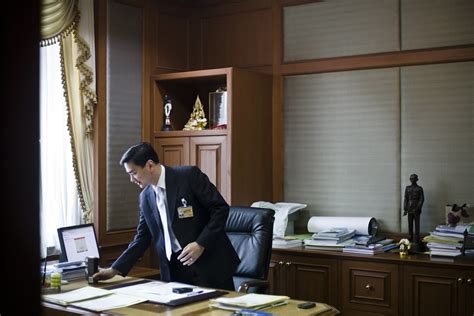ห้องทำงานนายกรัฐมนตรี นายกรัฐมนตรีประชุมสภาผู้แทนราษฎร ณ … Flickr