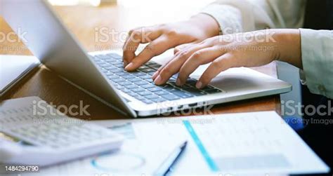 비즈니스 사람들 회의 디자인 아이디어 전문 투자자 작업 새로운 시작 프로젝트 개념 사무실에서의 비즈니스 계획 금융에 대한 스톡 사진 및 기타 이미지 Istock