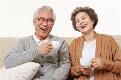 노령연금 받는 여성 100만명 육박 아주경제