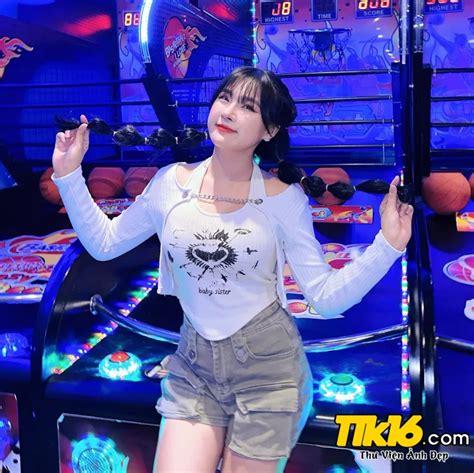 Tiktok Ngô Ngọc Hòa Là Ai Cô Hot Girl Có Gương Mặt Xinh đẹp Và Thân