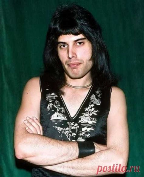 Великий Фредди Меркьюри фото в молодости Постила