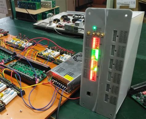 Wireless Traffic Light Controller System For Program Traffic Light On