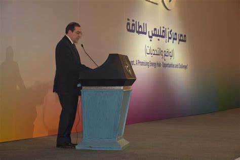 وزير البترول تأمين إمدادات الطاقة يمثل العصب الرئيسي لتحقيق التنمية