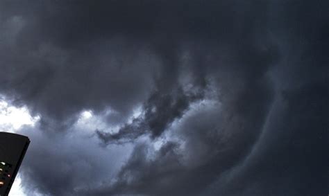 Мощна буря връхлетя крайбрежието на Хърватия