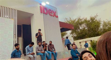 Momina Khan On Linkedin Linkedin Instagram Facebook Twitter Socialmedia Marketing