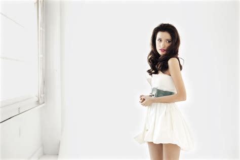 Christian Serratos Twilight Series Photo 11652079 Fanpop