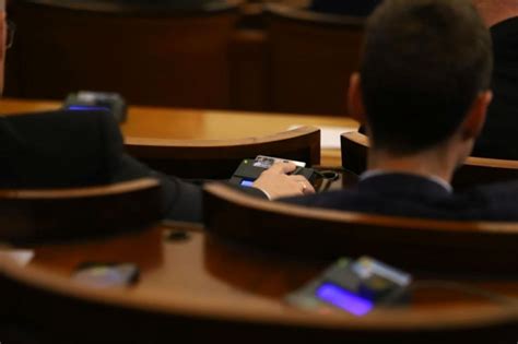 На второ четене Промениха Закона за акцизите и данъчните складове