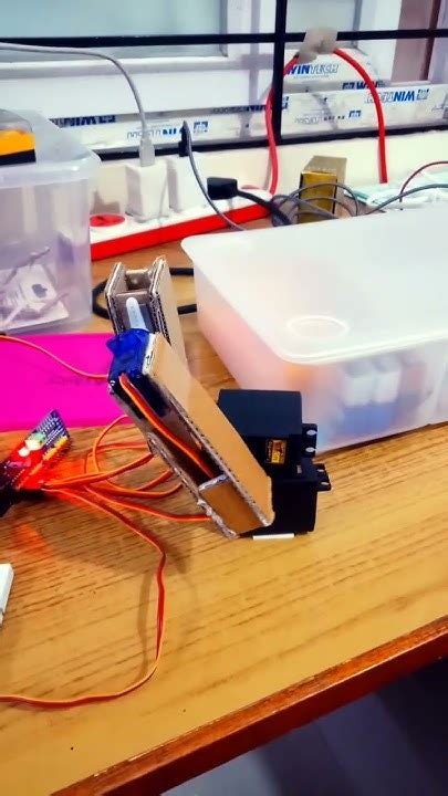 Robotic Arm Prototype V1 Arduino Arduino Arduinoproject Electricalengineering Project