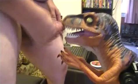 Raptor Puppet Toy Muzzle Gets Cummed On ThisVid Com