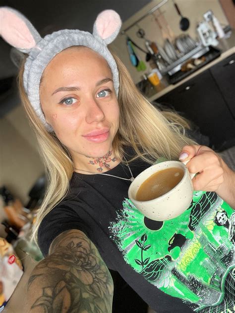 The Face That Just Woke Up And Made The Most Delicious And Invigorating Coffee R Faces