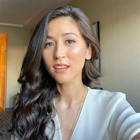 Mina Kimes Wiki And Bio Husband Twitter Hot And Bikini Photos Feet