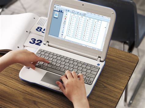 Intel Intel Zeigt Weiteres Referenzdesign Für Den Classmate Pc